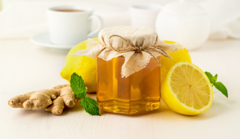 9 remedios caseros para la tos: ponle freno al dolor de garganta